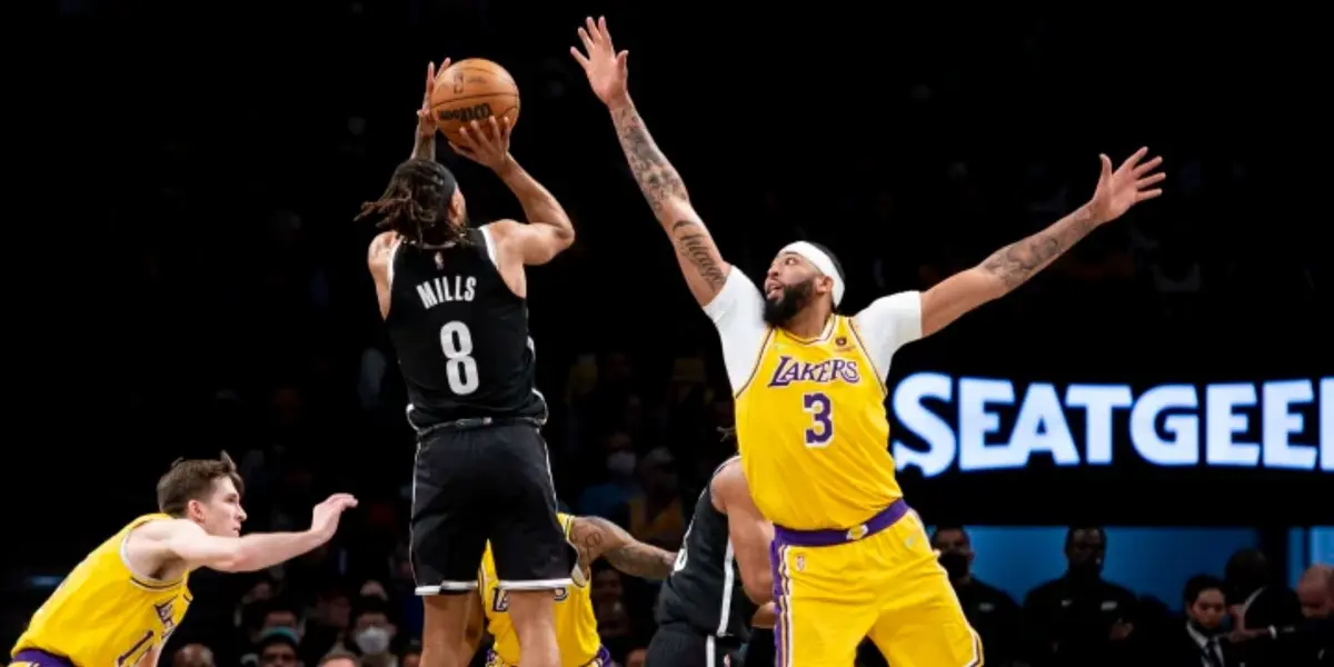 He thinks he was the key to the Lakers' third victory, he was the worst ...